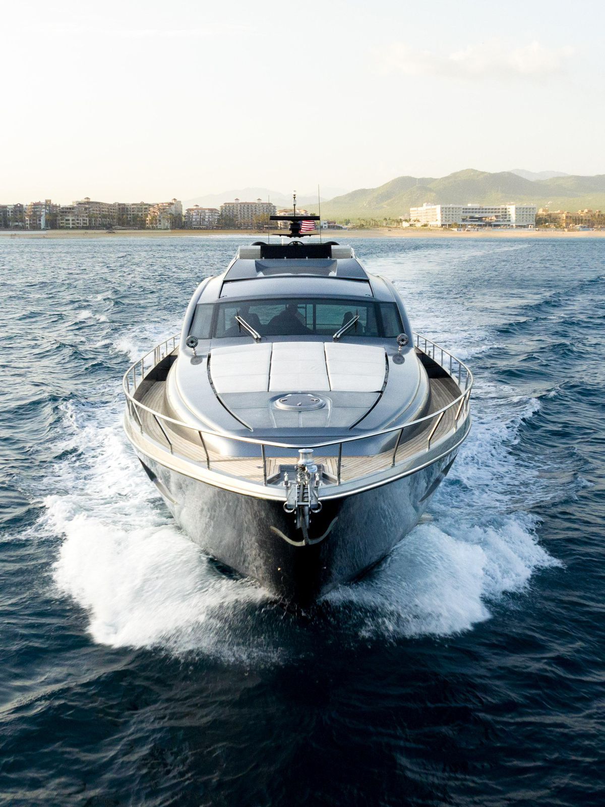 Rent a 75 Pershing on Boatsetter