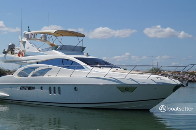 Rent a Azimut 55 Evolution on Boatsetter