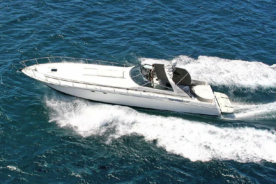 Rent a 65' Sea Ray Sun Sport on Boatsetter
